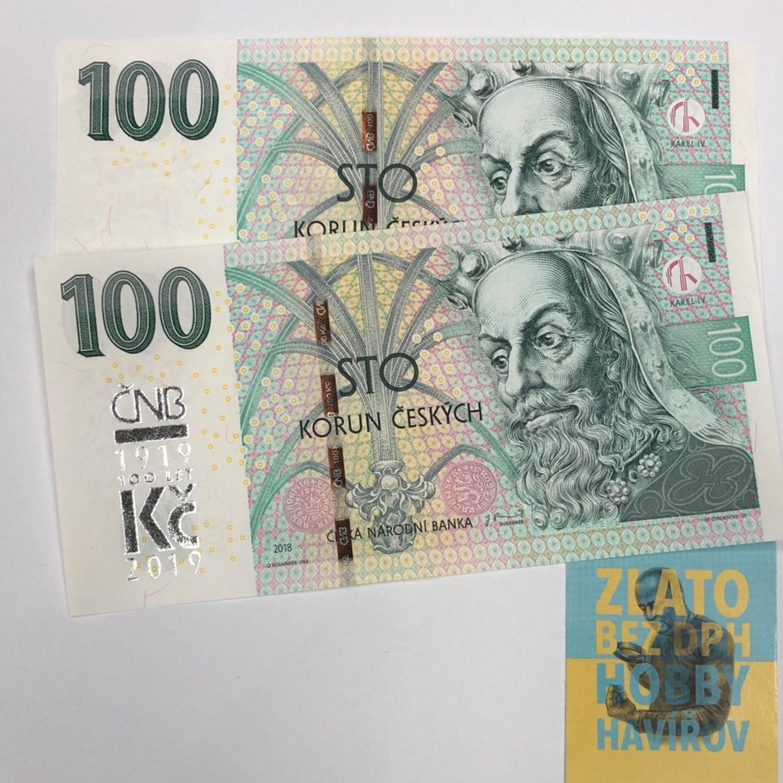 Varianta dvou kusů 100 Kč bankovek vzor 2018 bez přítisku 1x a 1x s ...